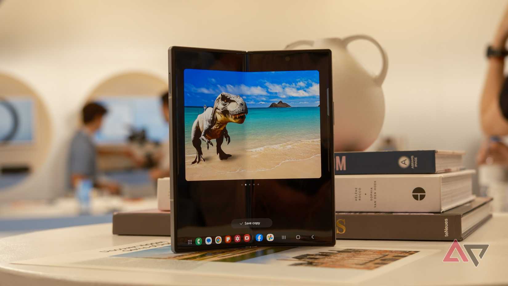 6 ways Motorola's book-style foldable could win us over