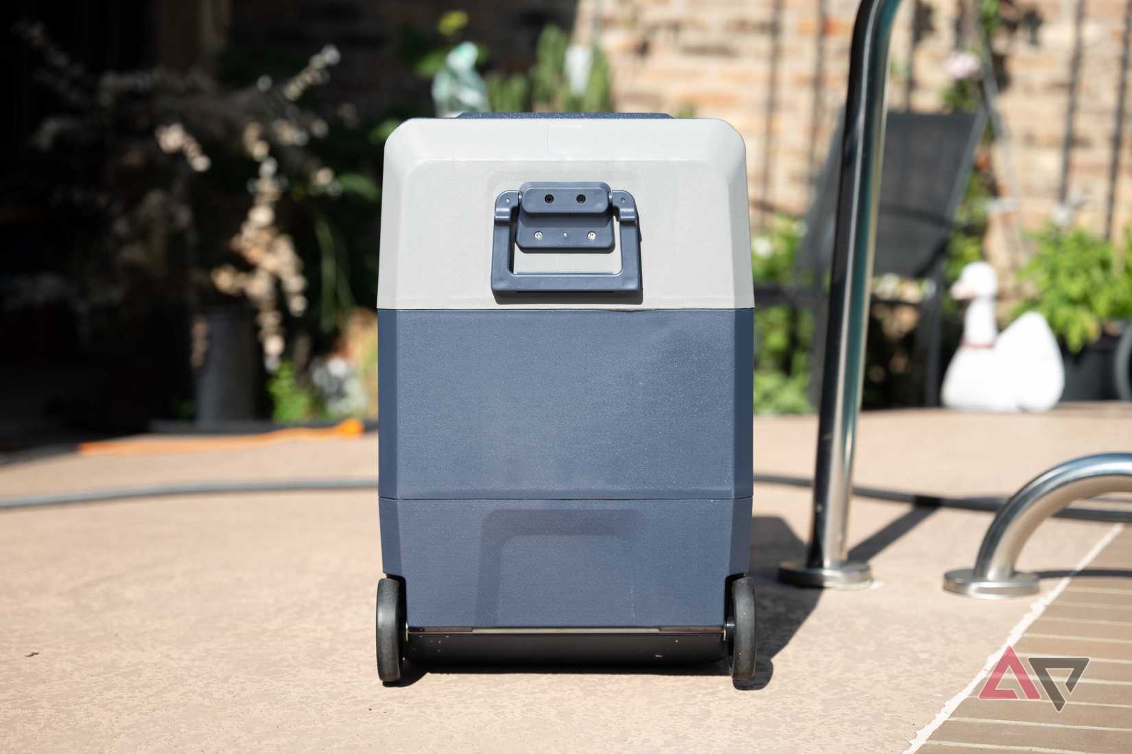Bodega Cooler smart car fridge review: Perfect partner for your power ...