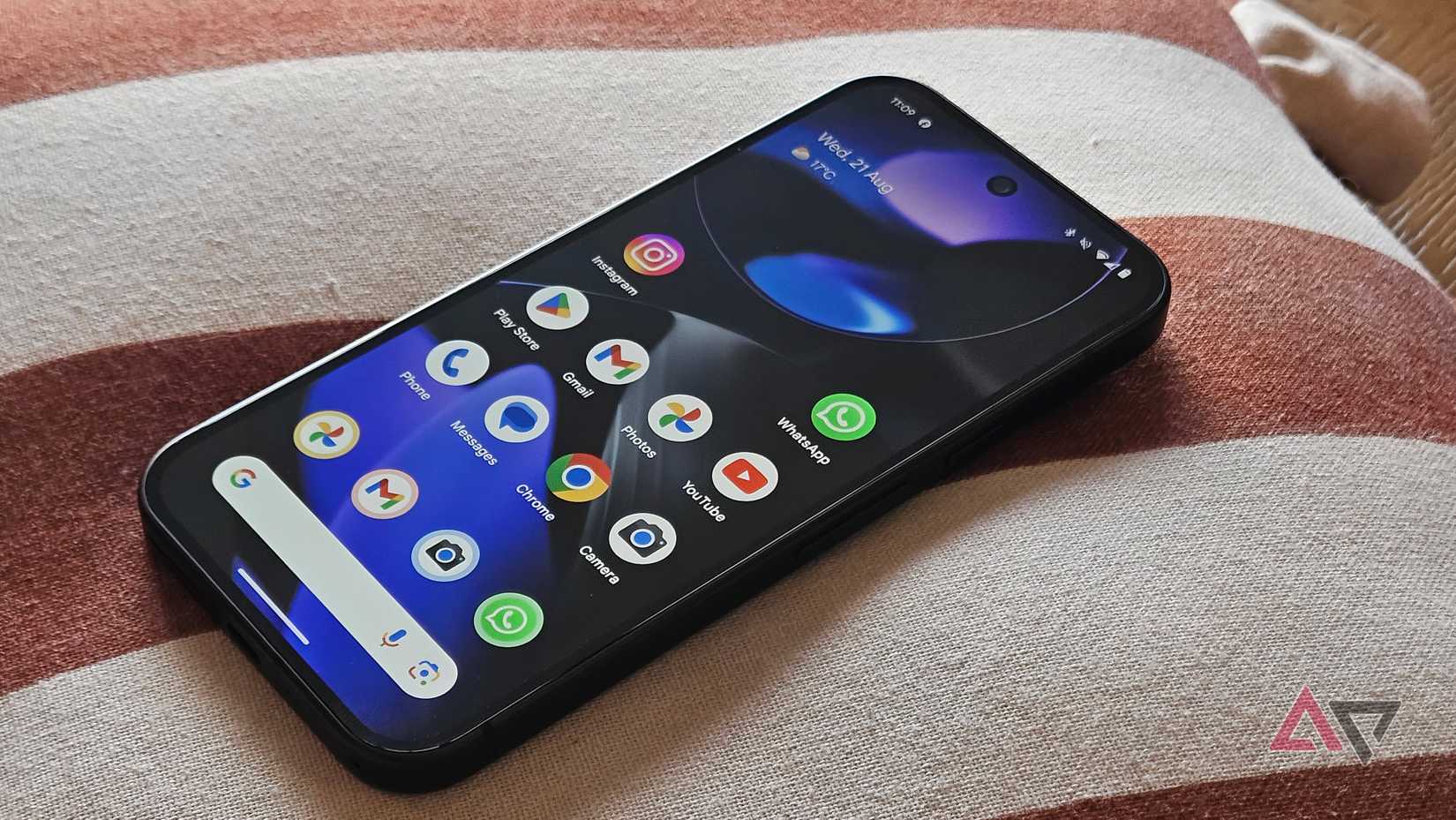 Google Pixel 9 vs. Samsung Galaxy S24: More similar than ever