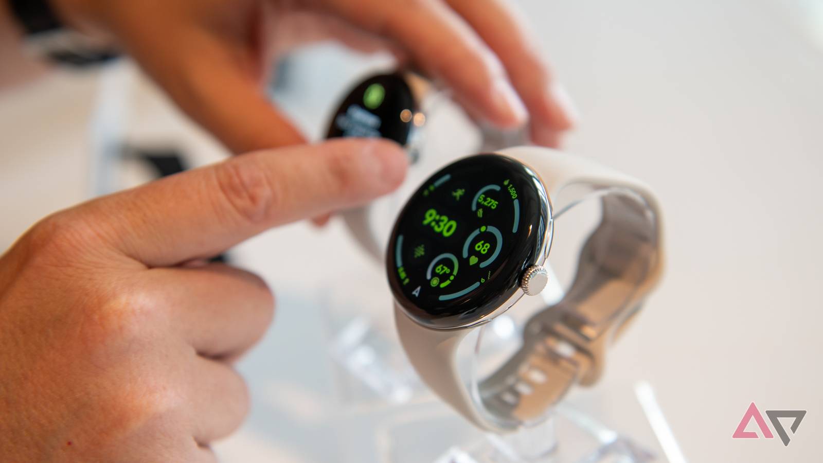 Wear OS 5: Overview, new features, and eligible watches