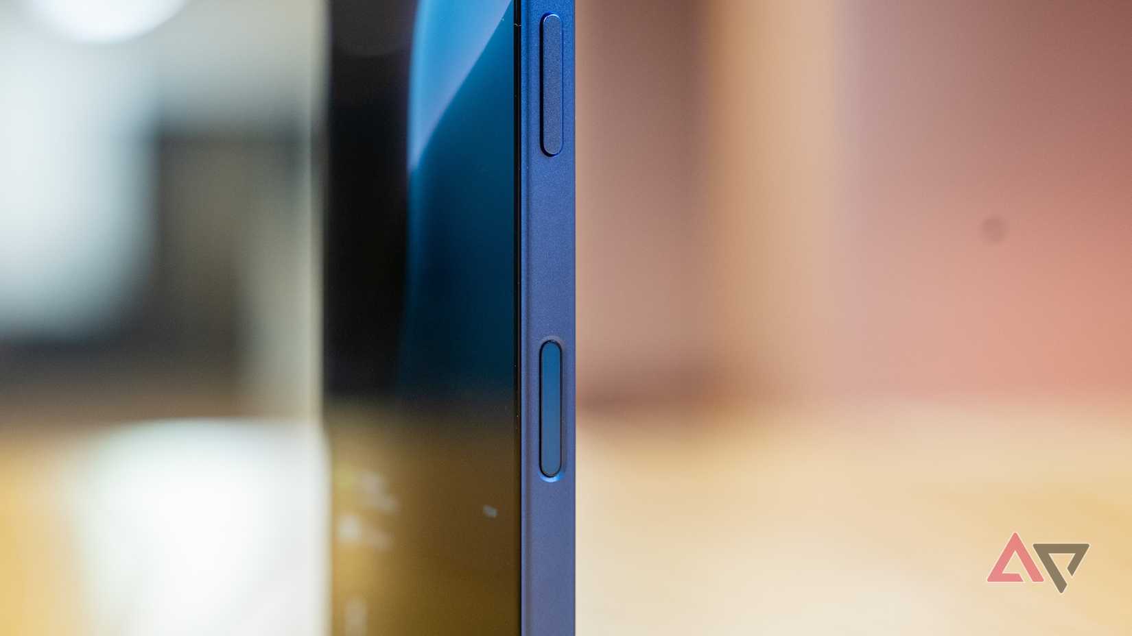 The iPhone 16 proves it's time for physical shortcut buttons to return ...