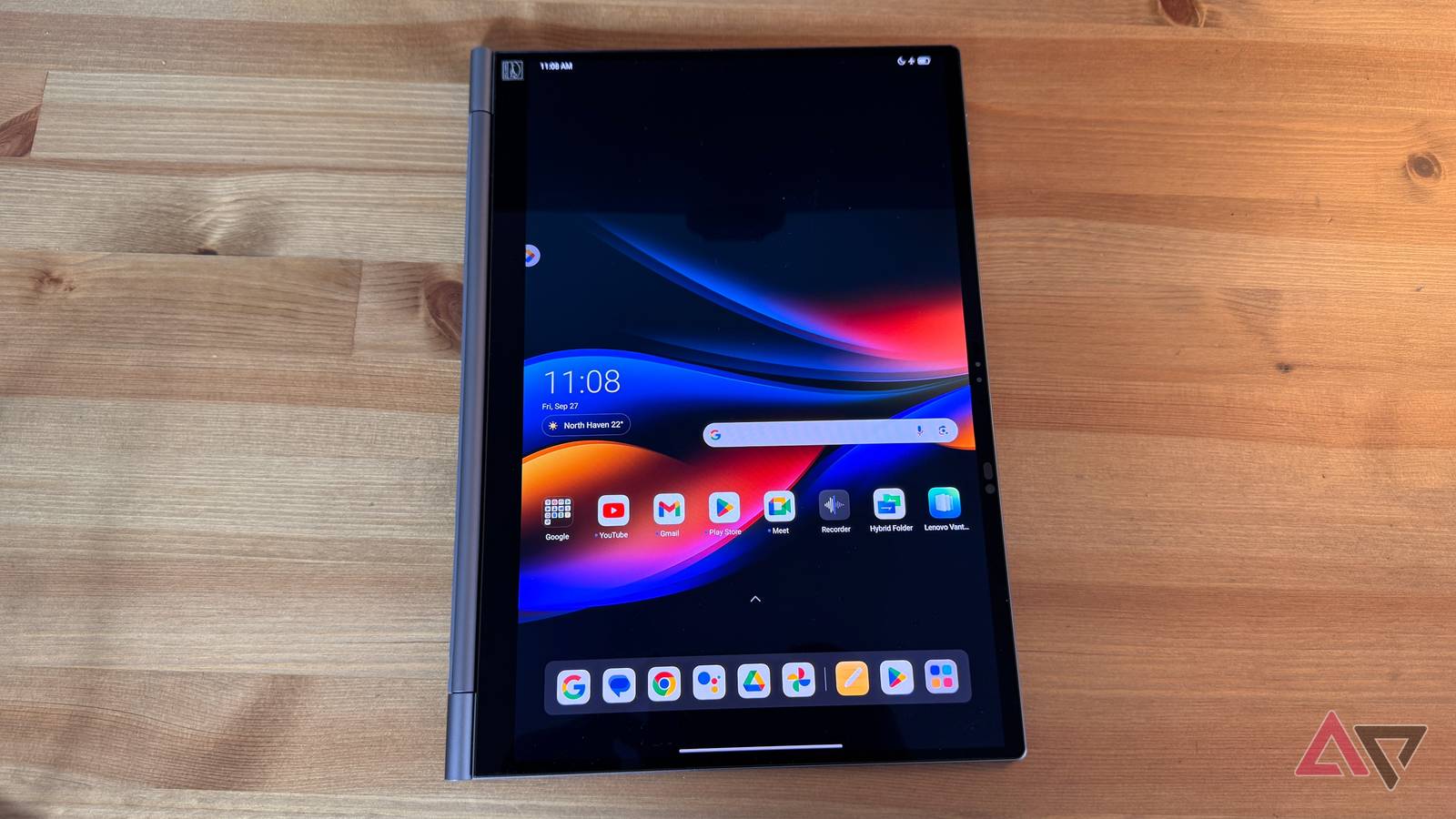 Android tablets could get an iPad-style taskbar upgrade