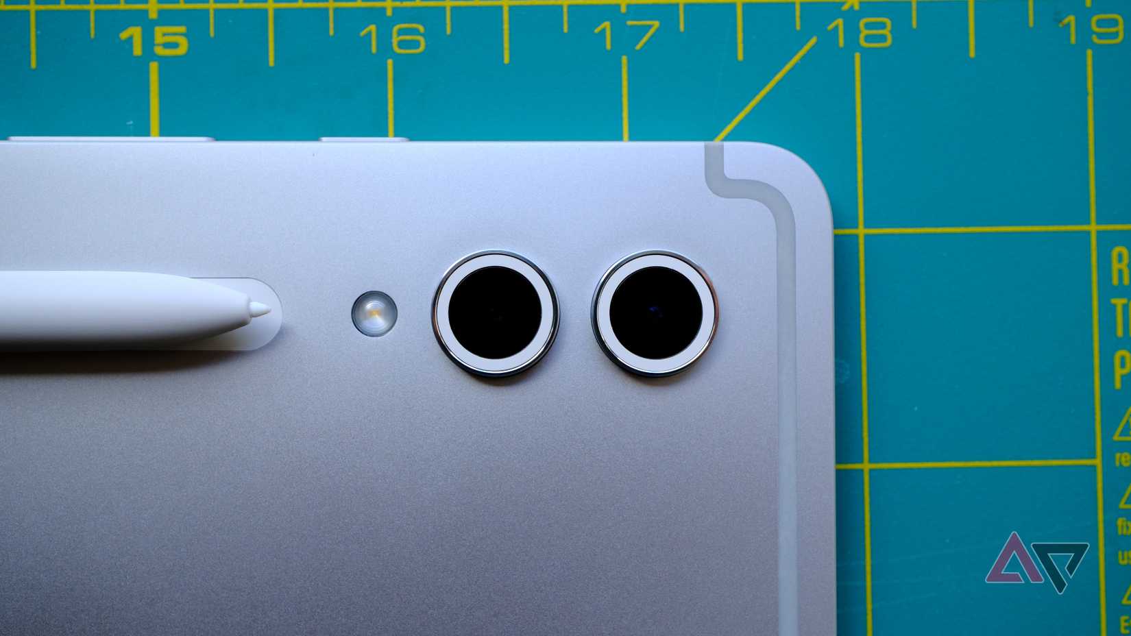 Samsung Galaxy Tab S10 Ultra vs. Galaxy Tab S9 Ultra: New year, same ...