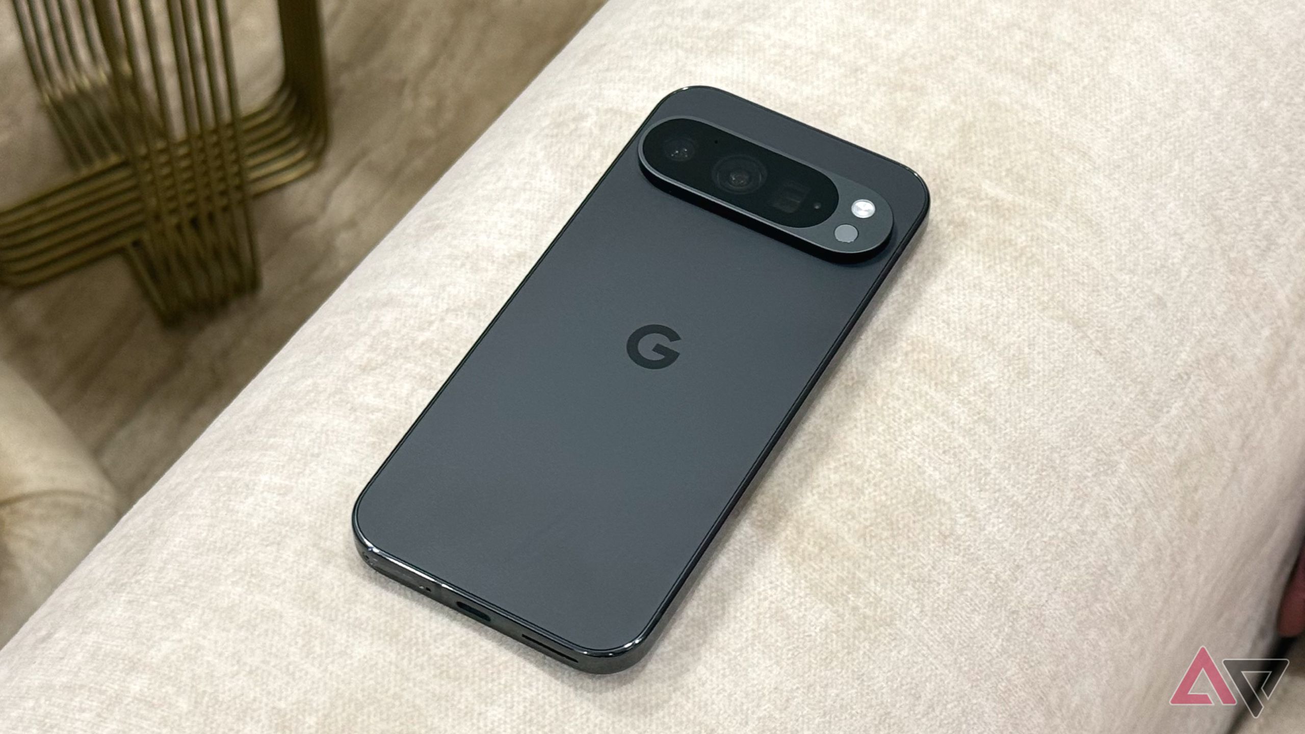 Google Pixel users hit by delayed notifications after April 2025 update