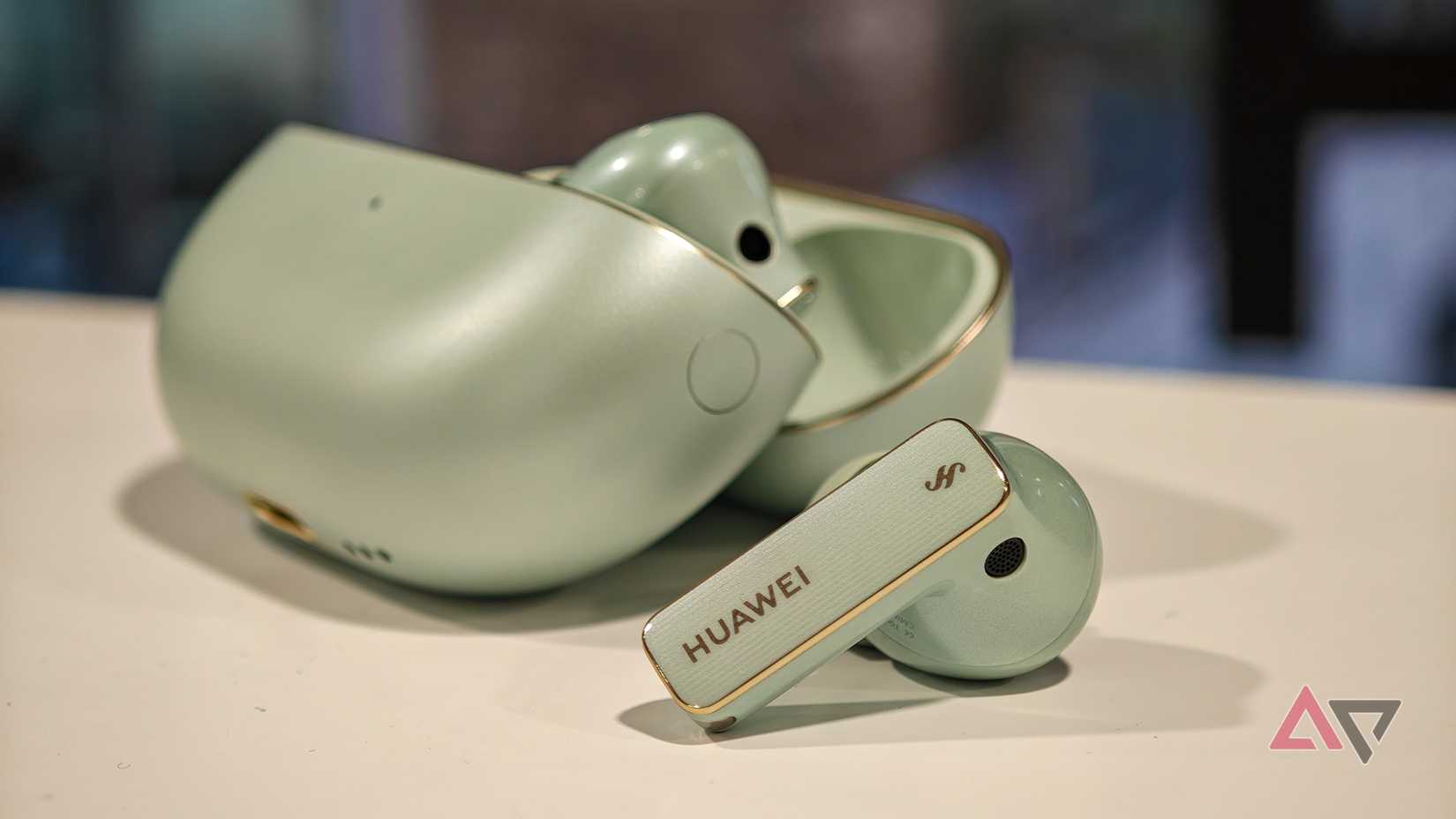 Huawei's latest global foldable arrives without its post-Android OS