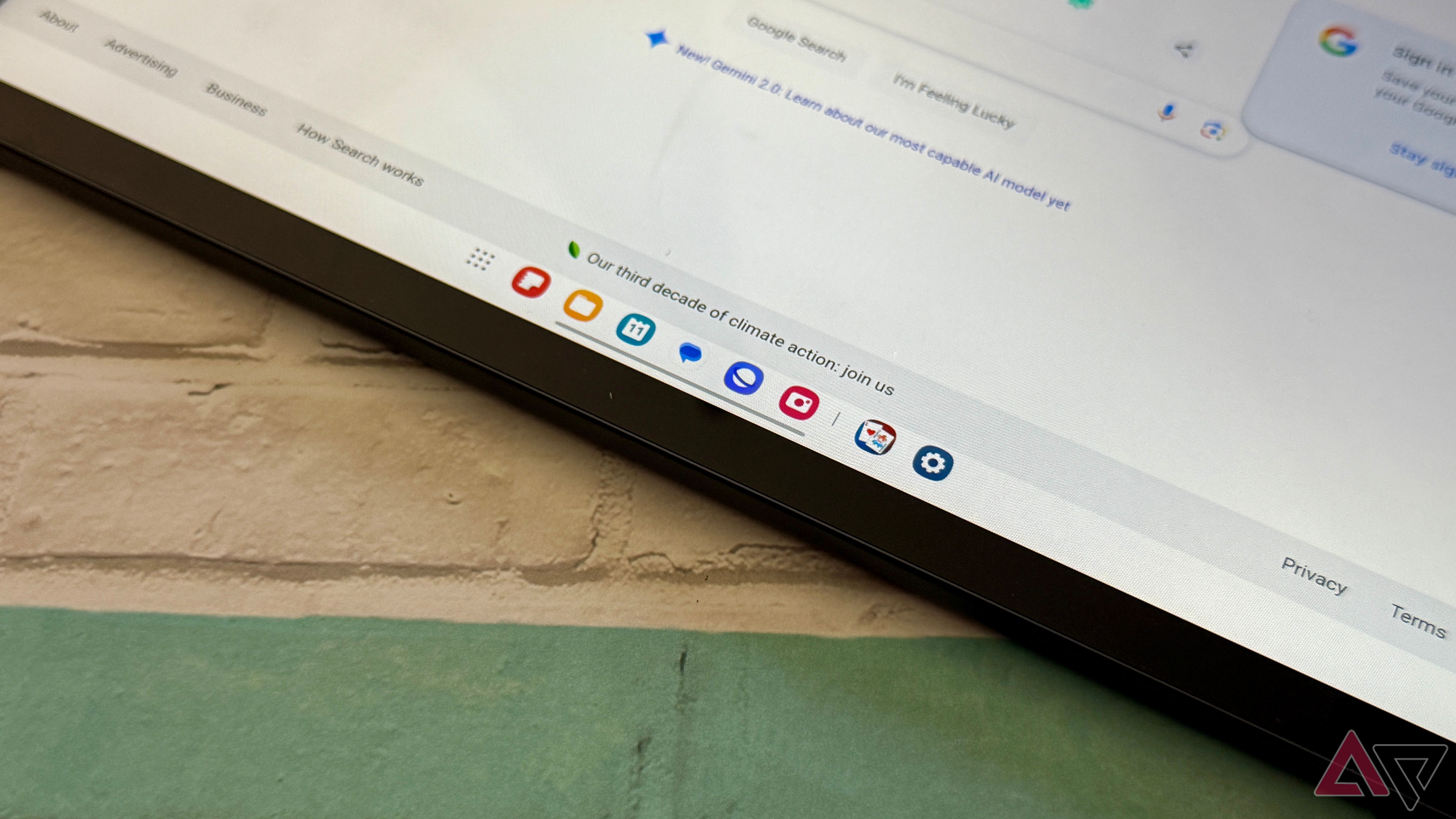 Samsung screen mirroring finally supports casting to a Chromecast