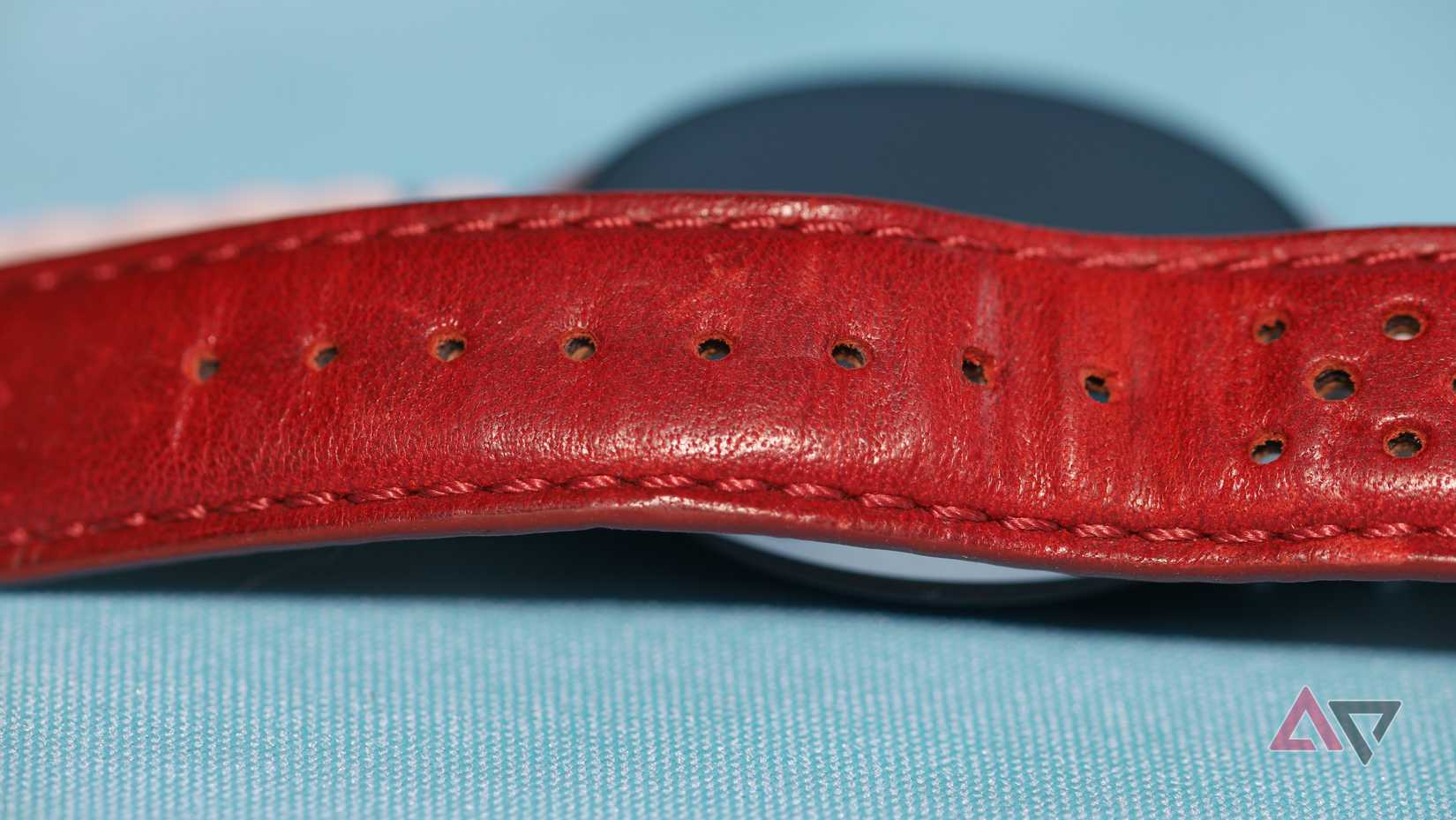 How to pick the best leather smartwatch straps, minus the toxic chemicals