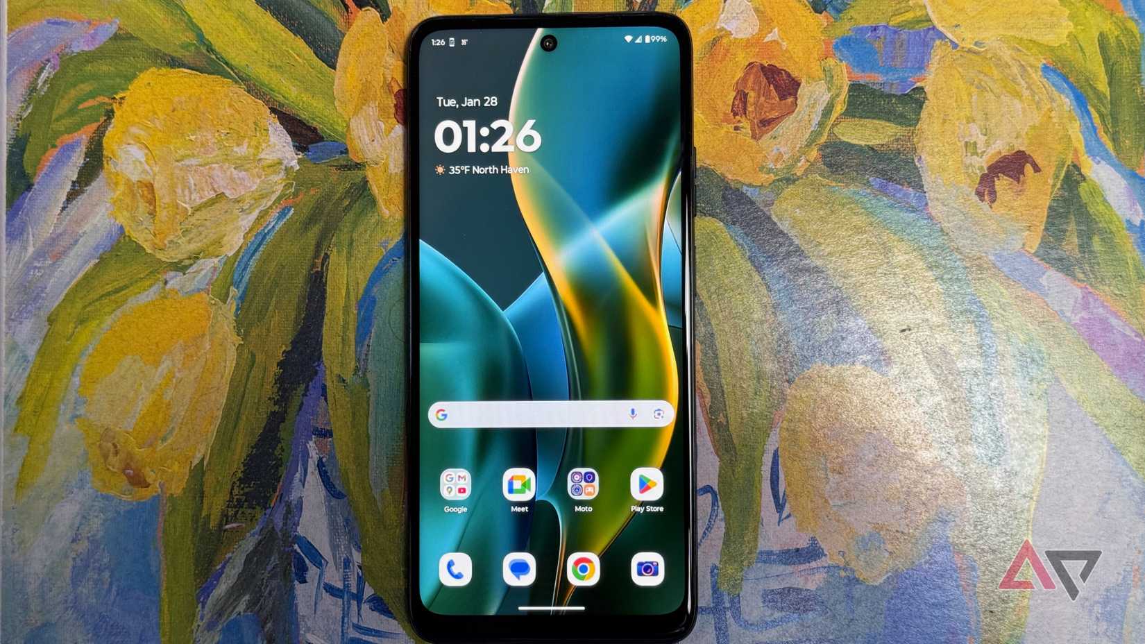 6 reasons to choose the Google Pixel 9a over the Moto G (2025)