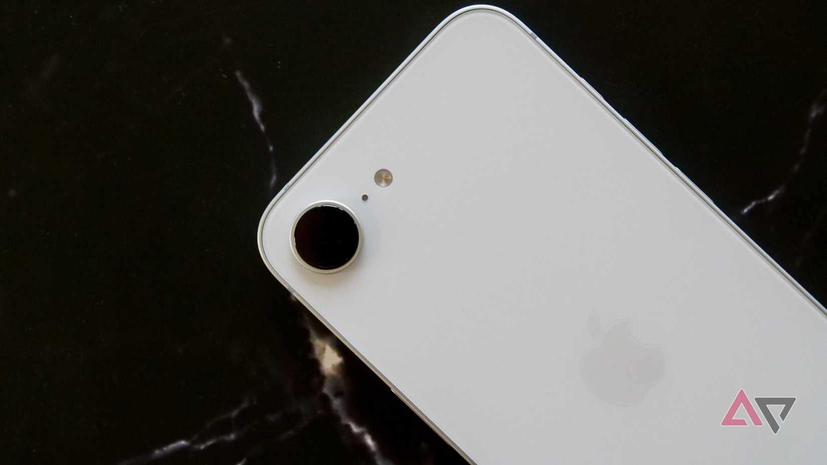 5 lessons Samsung, Google, and other Android brands can learn from the iPhone 16e