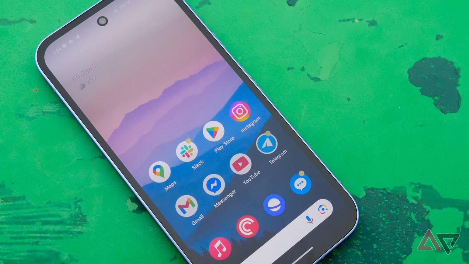 New Pixel VIPs widget shown off in leaked Google dogfood app