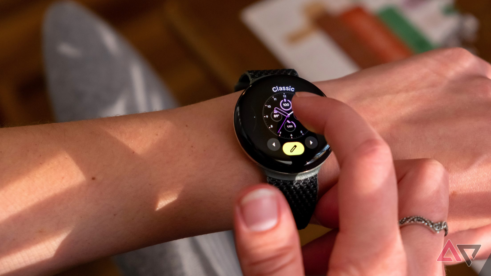 Gemini starts replacing Google Assistant on more Wear OS watches