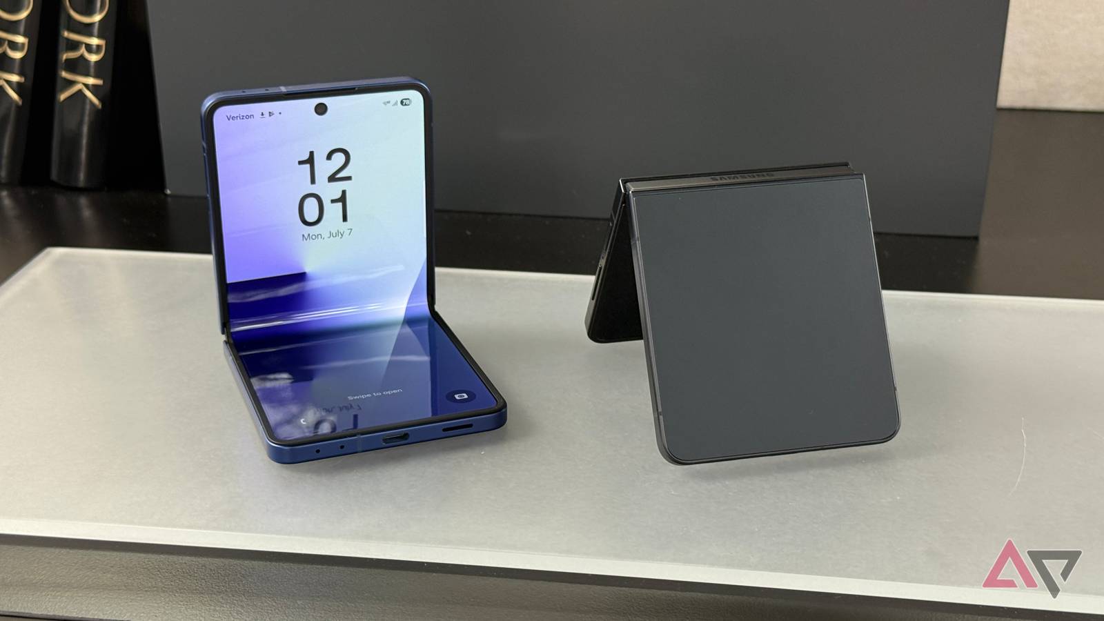 Samsung DeX arrives on the Z Flip 7, but not the Z Flip 7 FE