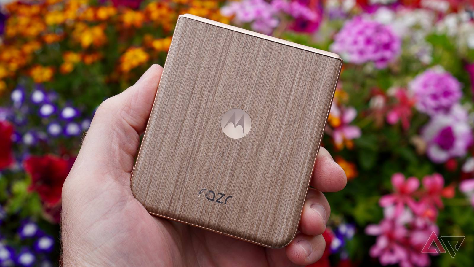 Samsung must bring this old feature back for the Galaxy Z Flip 7