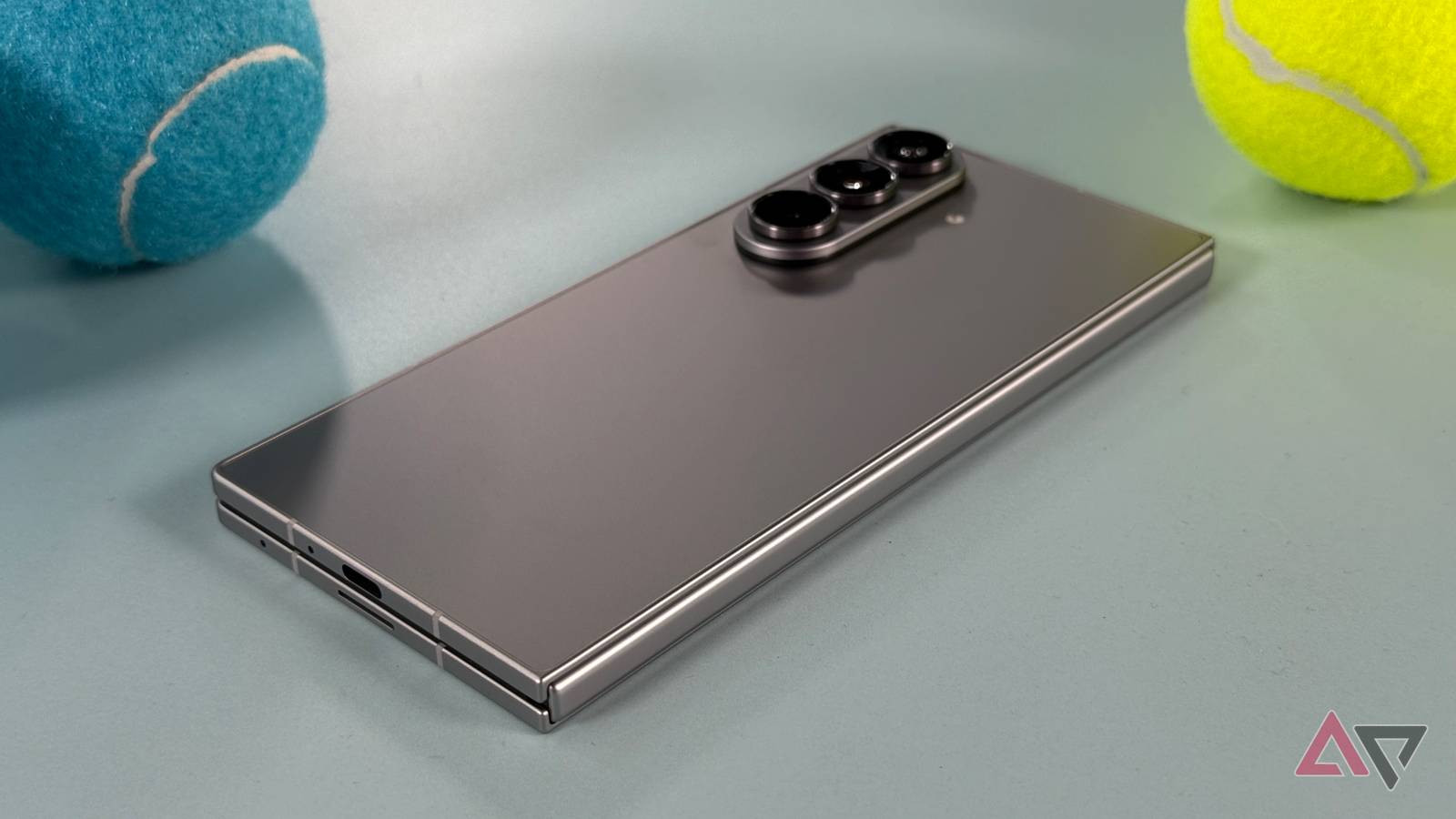 Why experts agree the Z Fold 7 is the slim, light, durable foldable ...