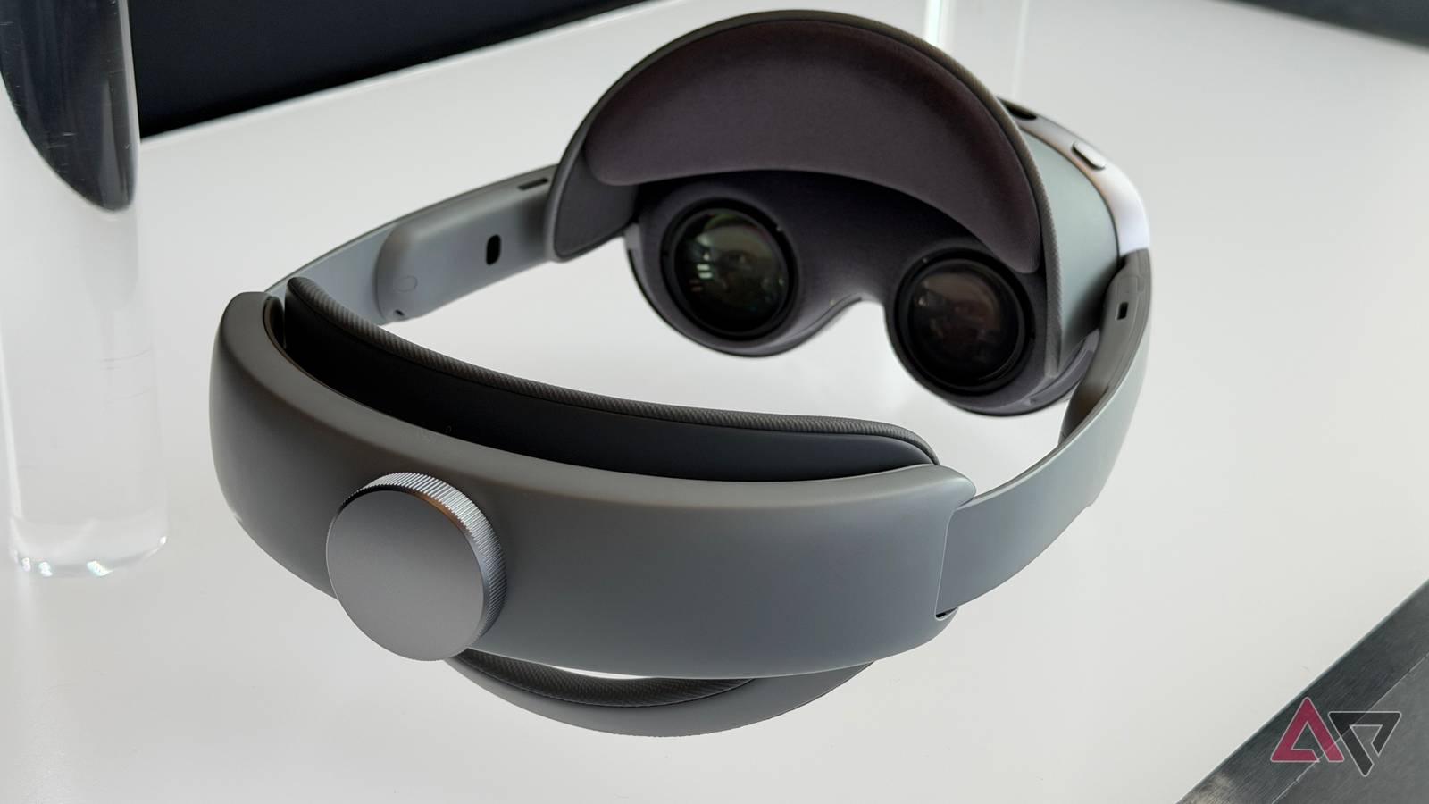 Samsung’s Galaxy XR brings Android into the mixed reality era