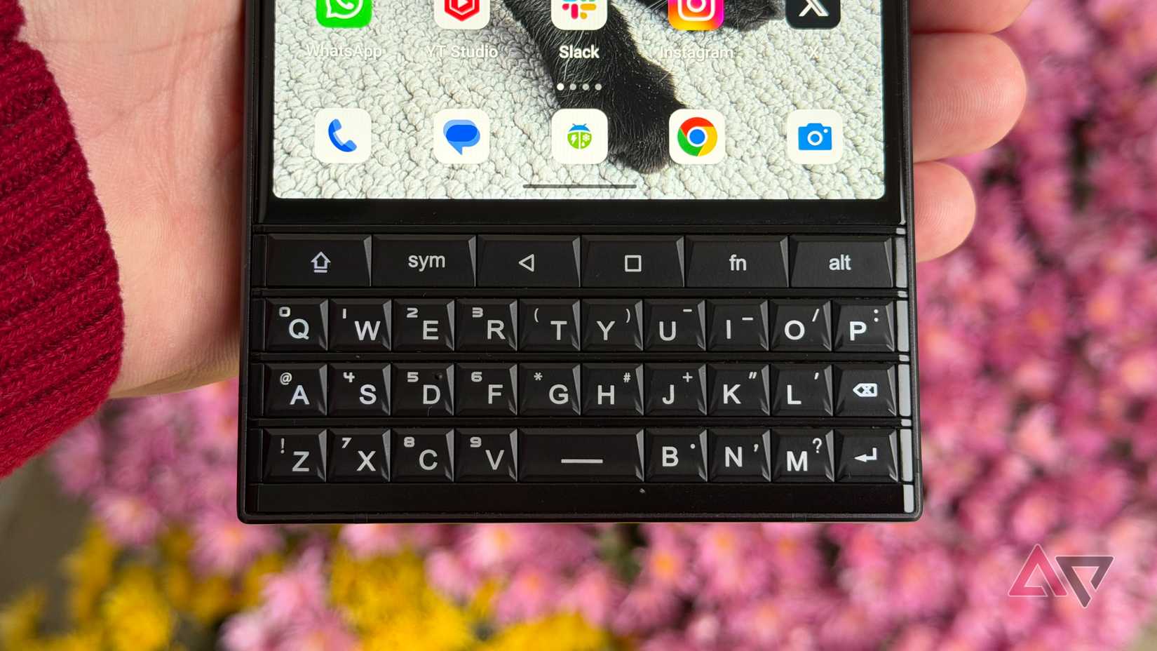 The Unihertz Titan 2 made me fall in love with keyboard phones again